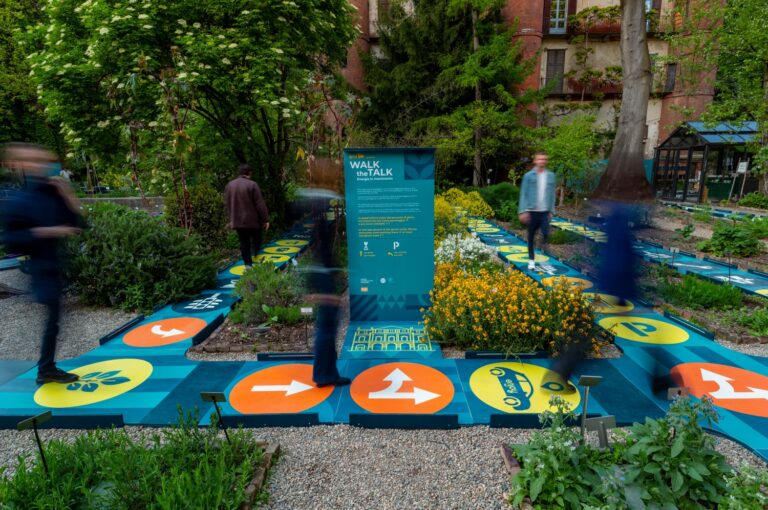 Dev Bir Masa Oyununa Dönüşen Botanik Bahçesi • Bigumigu