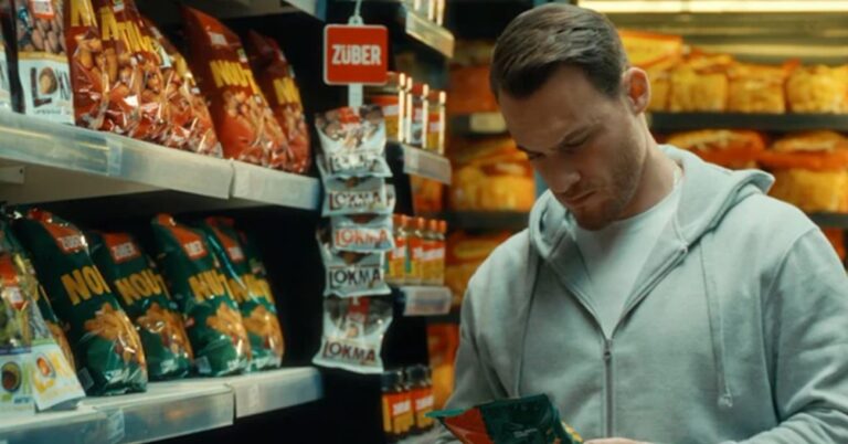 Joe Pease’in Absürt ve Tekinsiz Video Evreni • Bigumigu